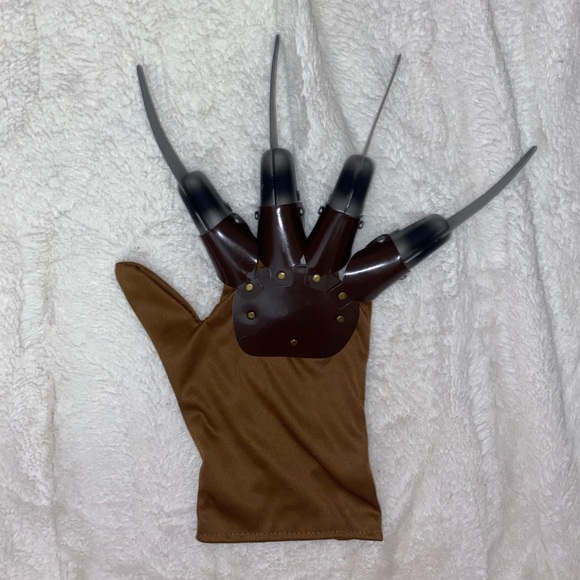 Spirit | Accessories | Freddy Krueger Halloween Costume Hand Glove A ...